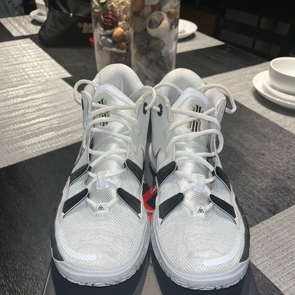 Nike | Shoes | Kyrie 7 Rings Box Included | Poshmark
